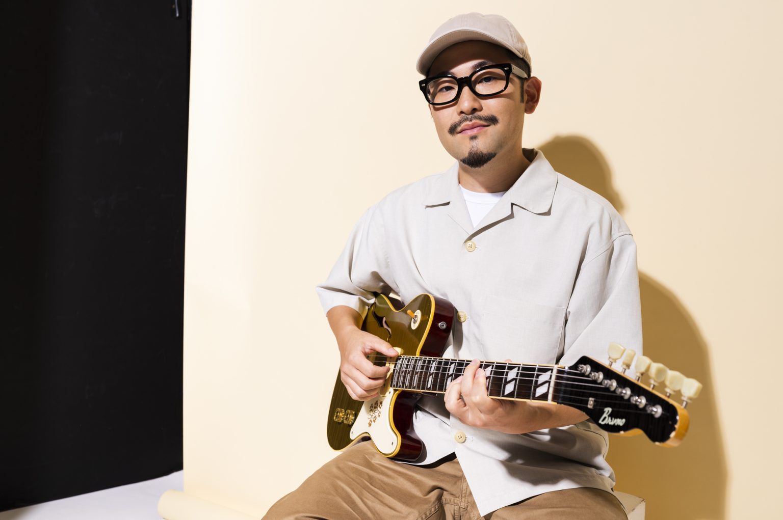Toshiki Soejima – Toshiki Soejima is Neo-Soul guitarist in Japan.